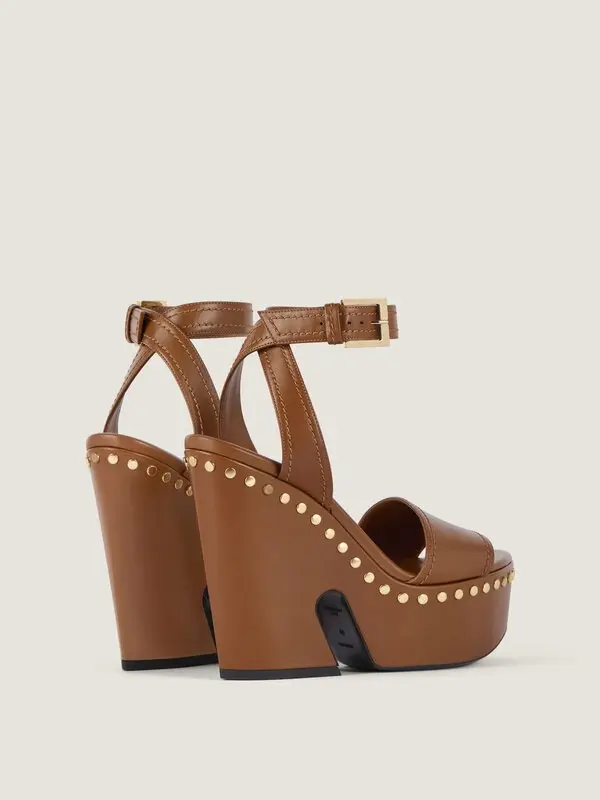 Givenchy Leather Clog Platform Sandals With Studs - Tan