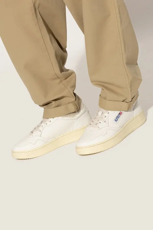 AUTRY Medalist Low Top Sneakers - White