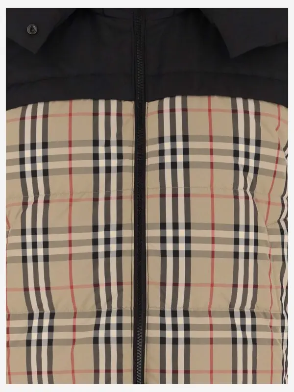 Burberry Vintage Check Hooded Down Gilet - Black