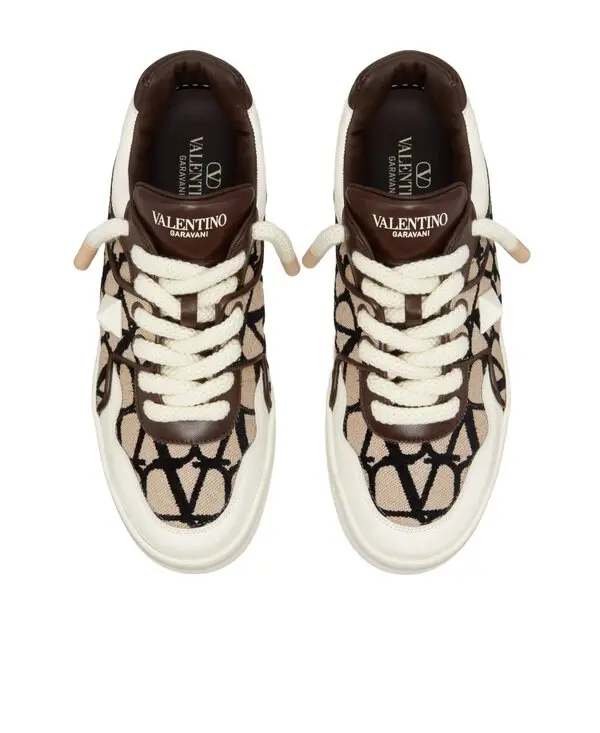 Valentino Garavani One Stud Xl Lace-up Sneakers - Beige/black