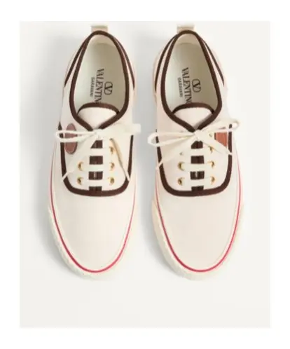 Valentino Garavani Vlogo Signature Lace-up Sneakers - Ivory/dark Brown