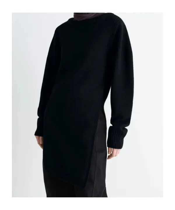 LEMAIRE Long-sleeved Crewneck Jumper With Side Slits - Black