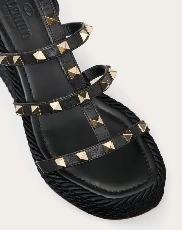 Valentino Garavani Rockstud Wedge Sandals - Black