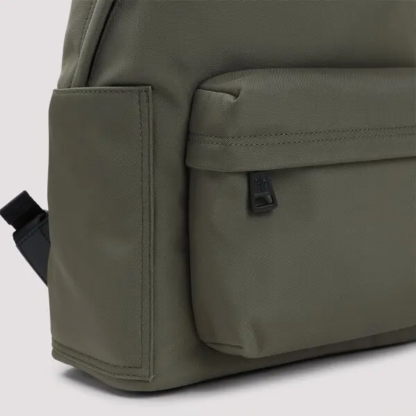Moncler Pierrick Backpack With Metal Logo - Black