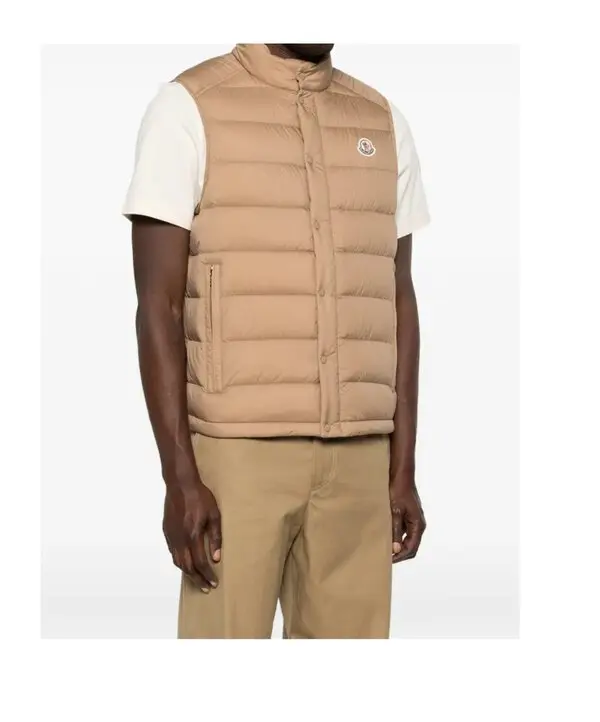 Moncler Barthe Padded Gilet - Brown