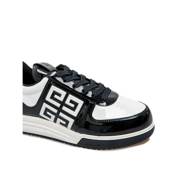 Givenchy G4 Round Toe Low-top Sneakers - Black