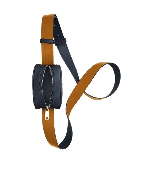 Bottega Veneta Intrecciato Zipped Phone Pouch - Black