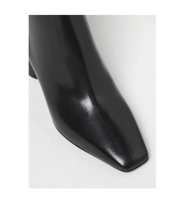 FERRAGAMO Leather Pointed Toe Buckle Boots