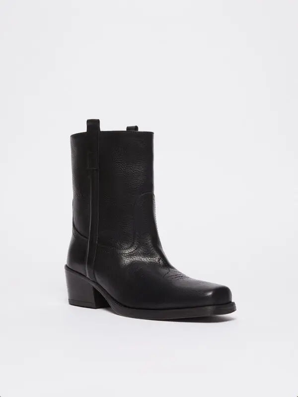 Max Mara Square Toe Ankle Boots