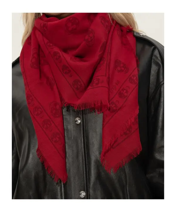Alexander McQueen Skull Printed Fringed Edge Scarf - Red