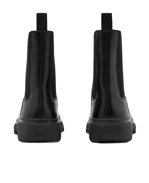 Burberry Elasticated-panel Chelsea Boots