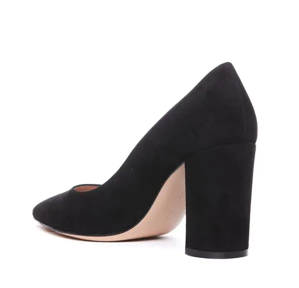 GIANVITO ROSSI Piper Pointed-toe Pumps - Black