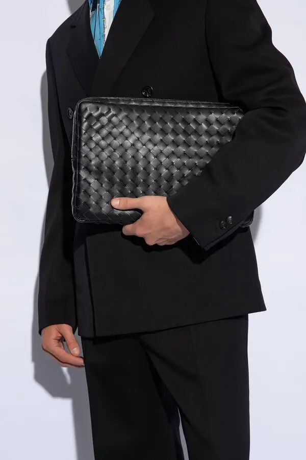 Bottega Veneta Intrecciato Zipped Clutch Bag - Black