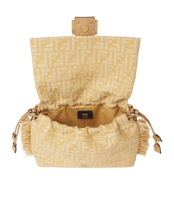 Fendi Mamma Baguette Medium Shoulder Bag - Light Brown
