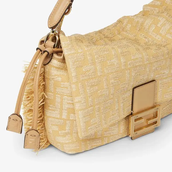 Fendi Mamma Baguette Medium Shoulder Bag - Light Brown
