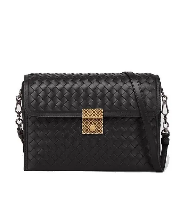 Bottega Veneta Woven Shoulder Bag With Clasp