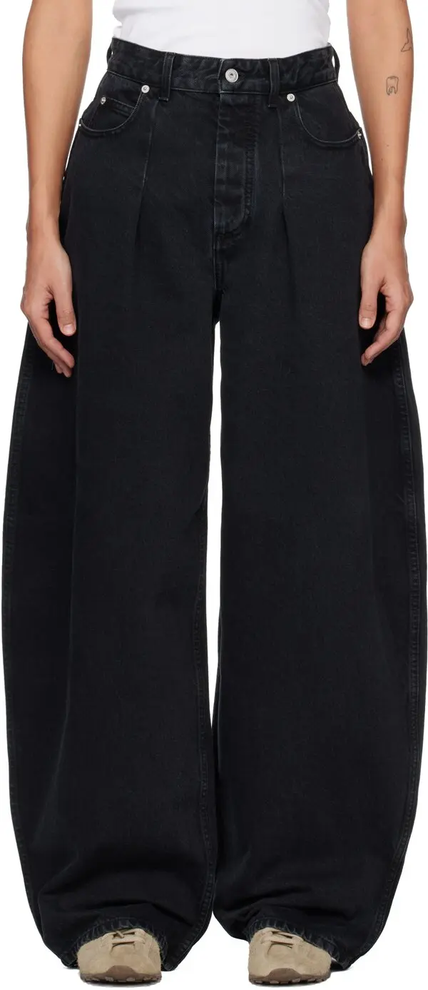 Jacquemus High-rise Curved Leg Jeans - Black