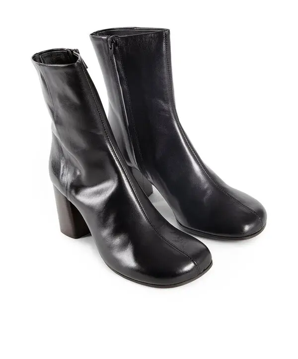 LEMAIRE Anatomic Zipped Boots - Black