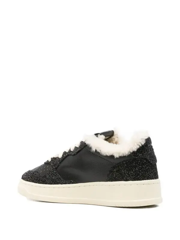 AUTRY Lace-up Low-top Sneakers With Logo Detail - Black
