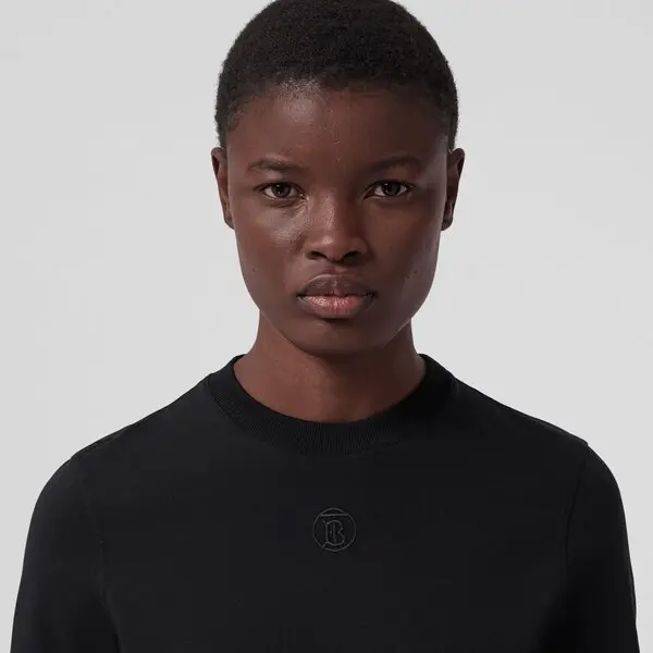 Burberry Embroidered Logo T-shirt - Black