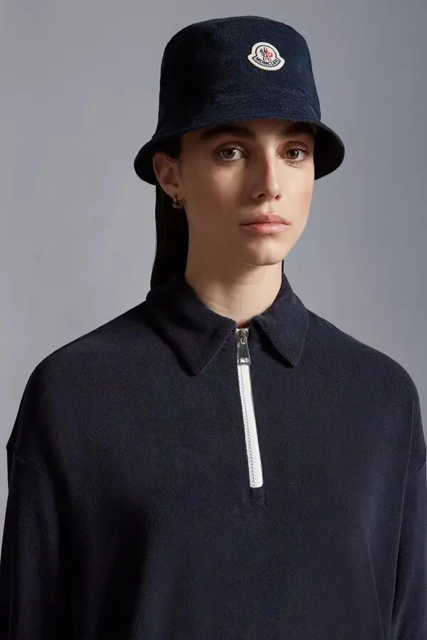 Moncler Logo Patch Bucket Hat - Blue