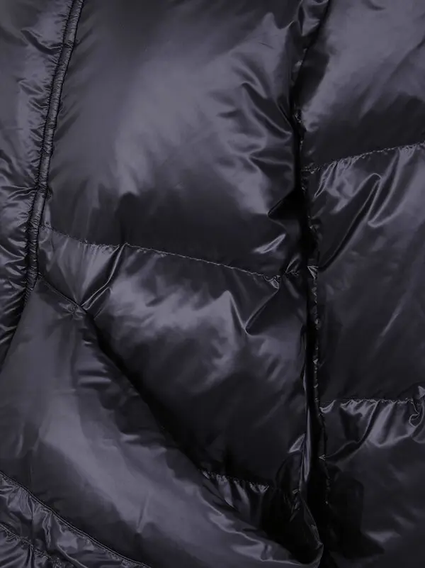 Sacai Hooded Puffer Jacket With Quilted Stitching And Drawstring Hem
