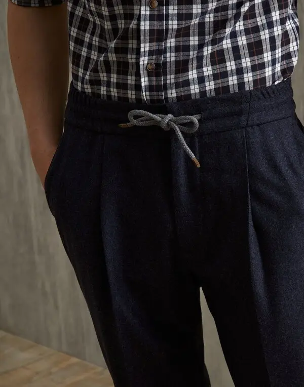 Brunello Cucinelli Drawstring Pleated Trousers - Black
