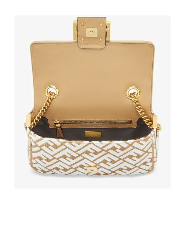 Fendi Baguette Chain Midi Shoulder Bag In Raffia With Ff Motif - Nude