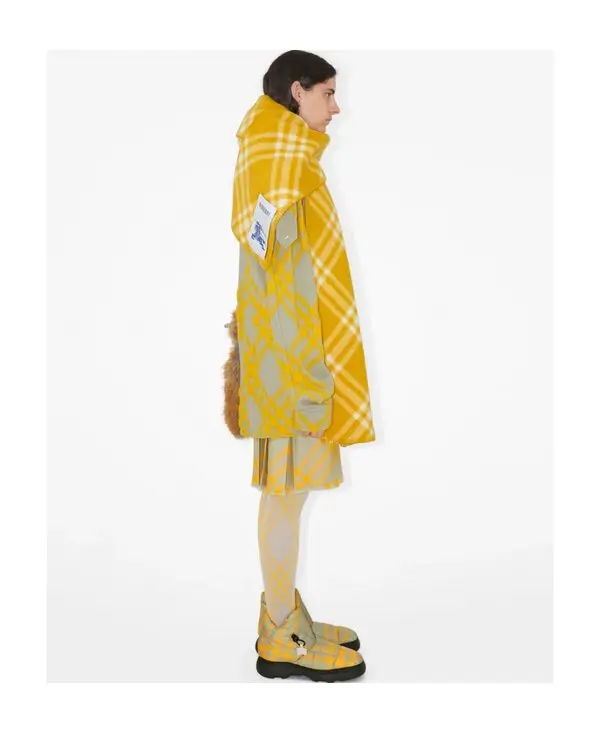 Burberry Long Sleeve Check Shirt With Shoulder Trim And Zip Pockets