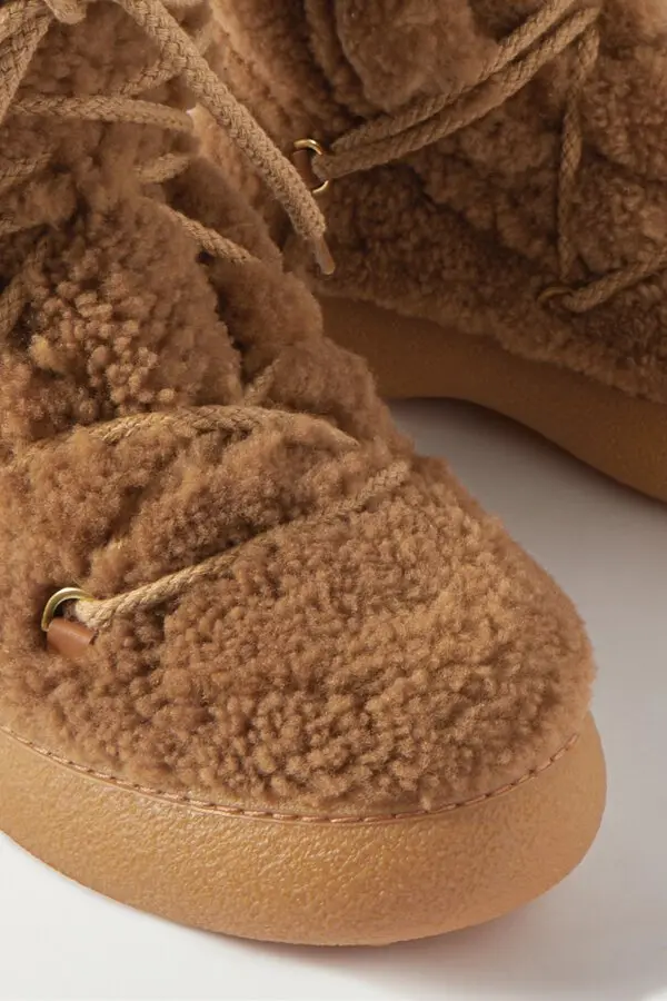TOD'S Round Toe Boots With Tie Fastening