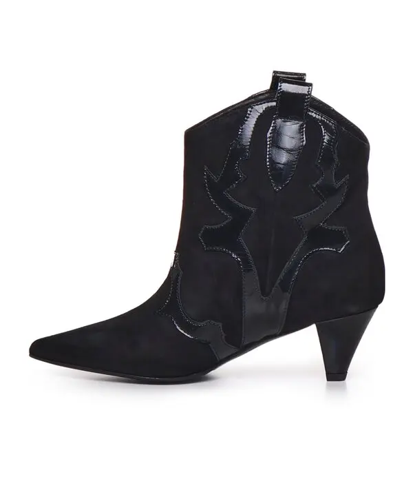 MARC ELLIS Western Ankle Boots With Embroidered Details