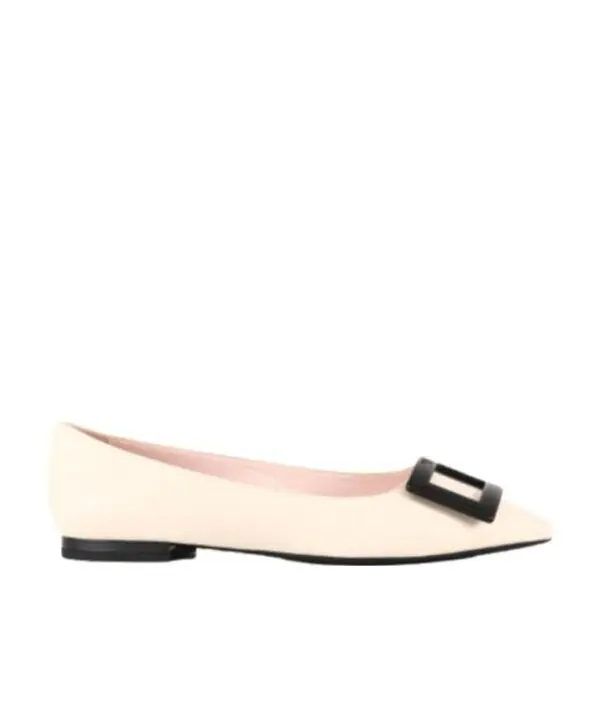 ROGER VIVIER Gommettine Pointed-toe Flat - Black