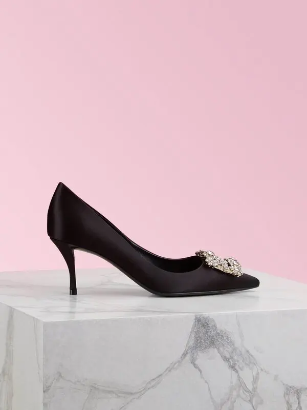 ROGER VIVIER Embellished Pointed Toe Pumps - Black