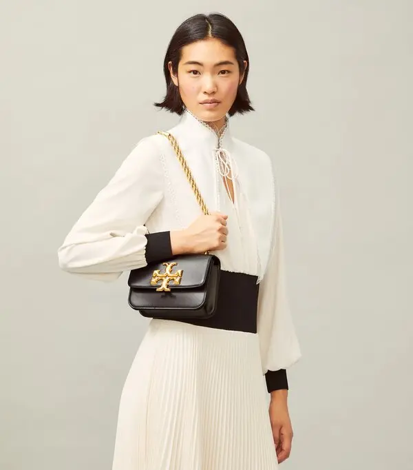 Tory Burch Eleanor Logo Plaque Small Shoulder Bag - Black