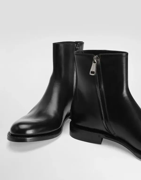 Dolce & Gabbana Round Toe Zip Up Ankle Boots