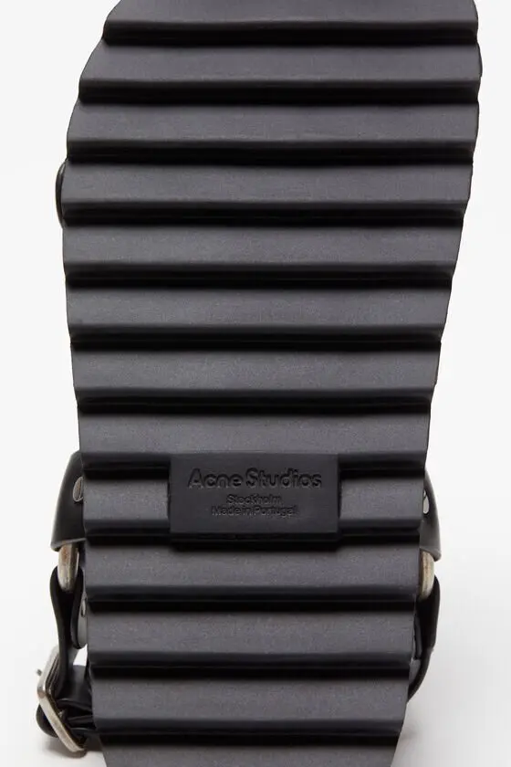 Acne Studios Buckle-fastening Leather Sandals