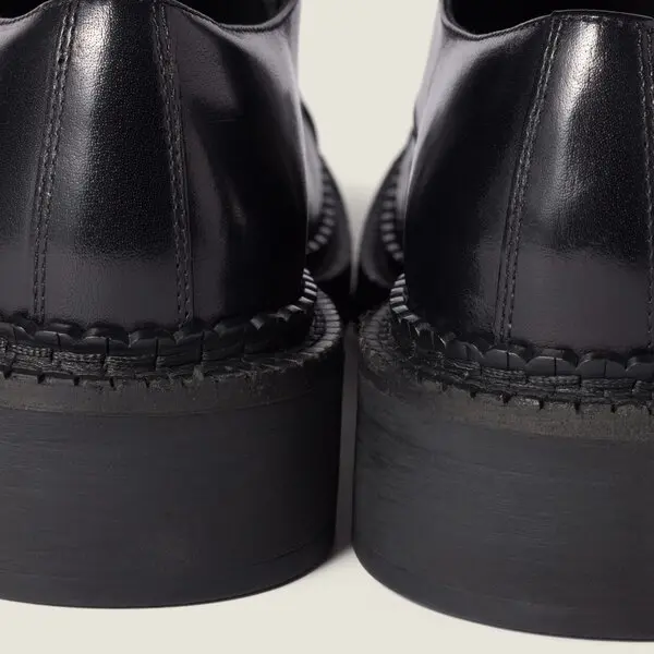 Miu Miu Leather Round-toe Brogues