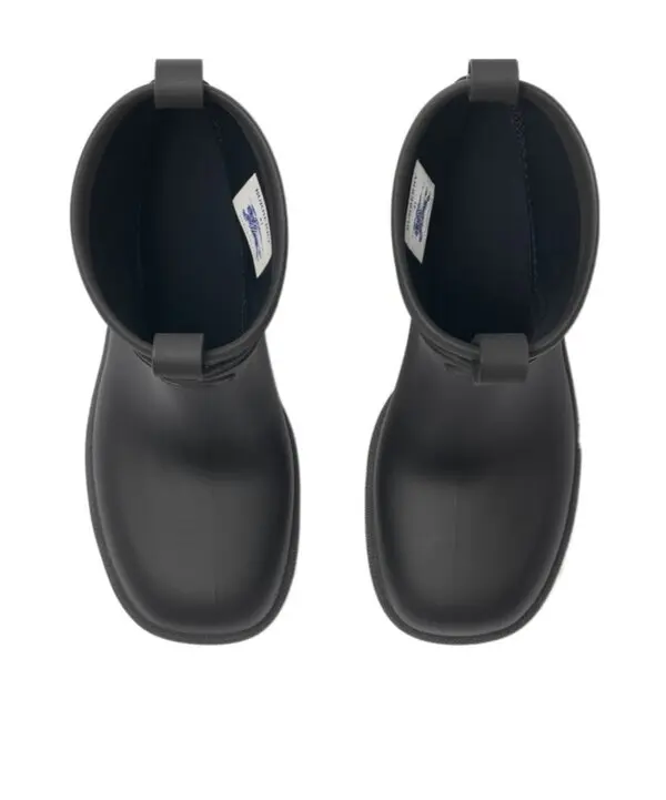 Burberry Round-toe Checked Heeled Boots - Black