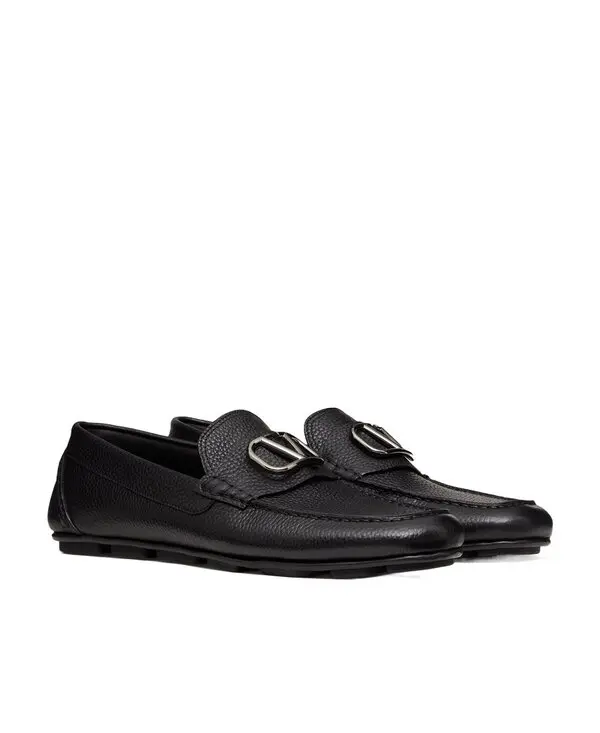 Valentino Garavani Vlogo Signature Grainy Calfskin Driving Shoes
