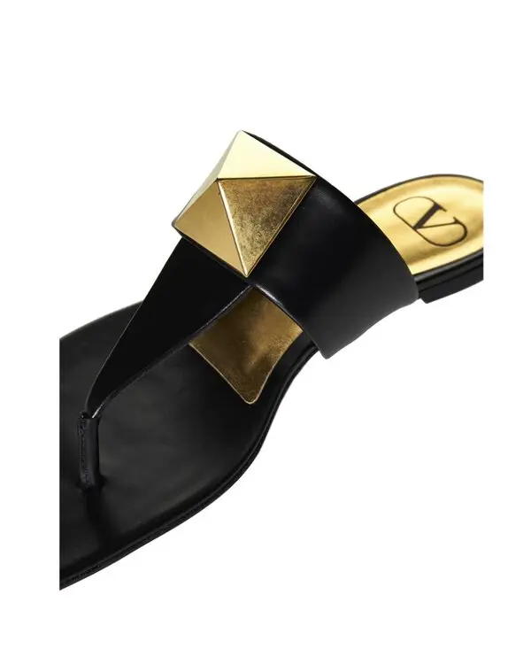 Valentino Garavani Open Toe Flat Sandals With Stud Detailing
