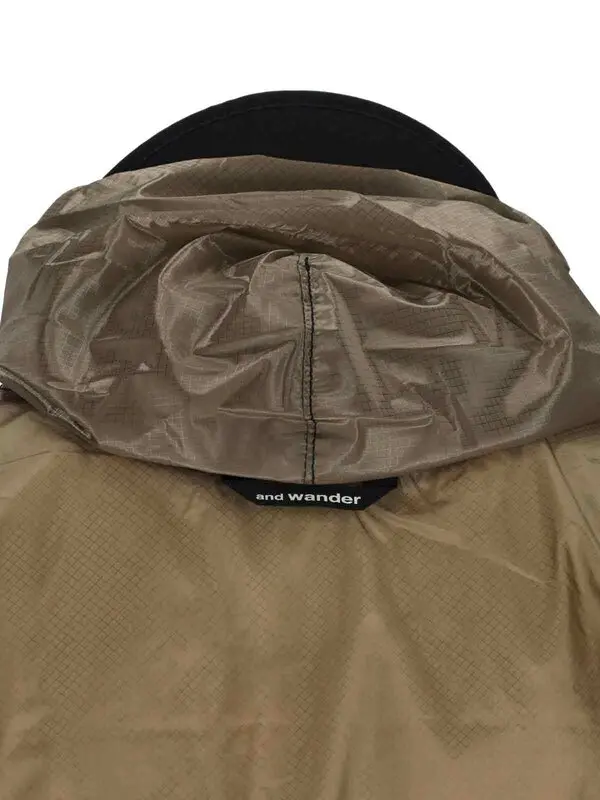AND WANDER Hiking Club Hooded Cape