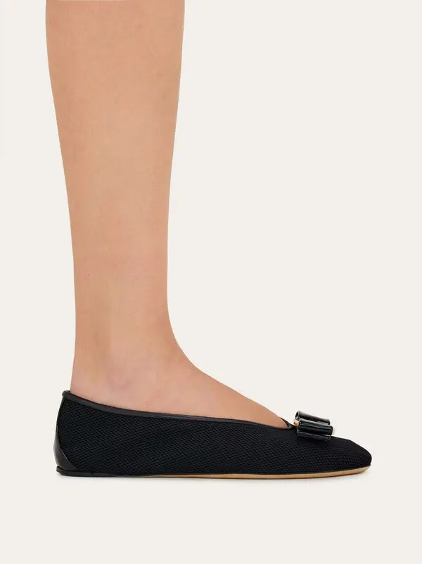 FERRAGAMO Vara Bow Ballet Flats - Black