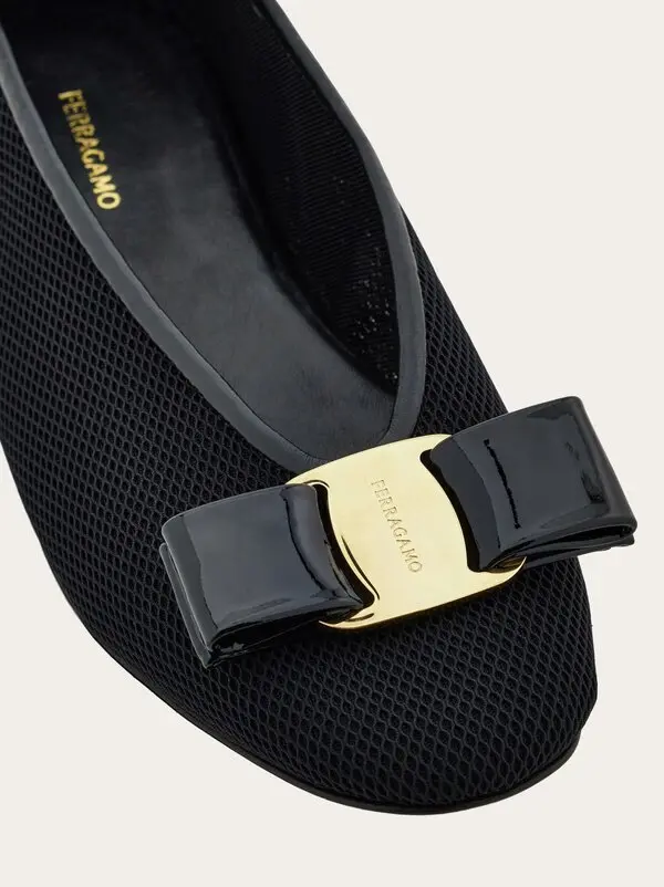 FERRAGAMO Vara Bow Ballet Flats - Black