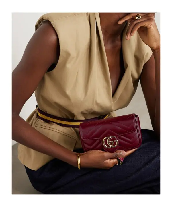 Gucci Gg Marmont Matelassé Super Mini Shoulder Bag - Red
