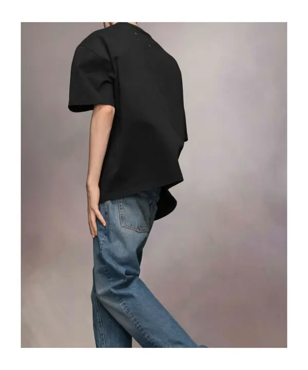 MAISON MARGIELA Logo Embroidered Straight Hem T-shirt - Black