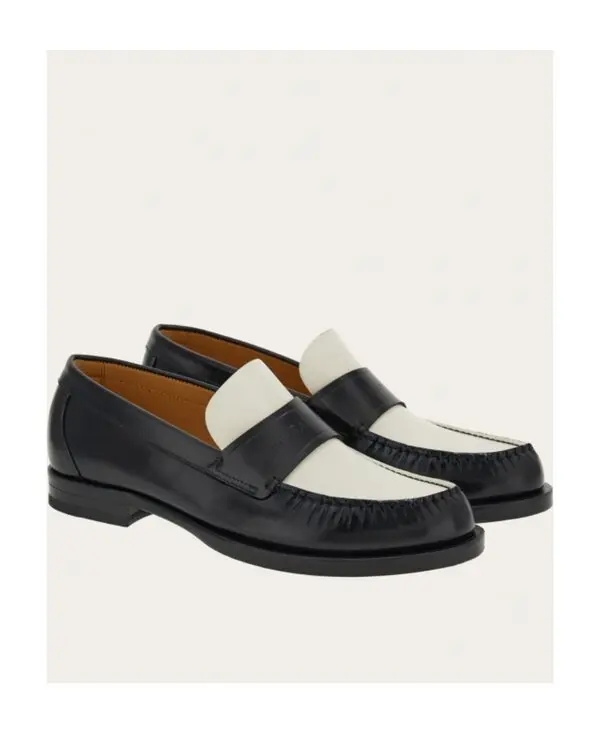 FERRAGAMO Round Toe Loafers - Black