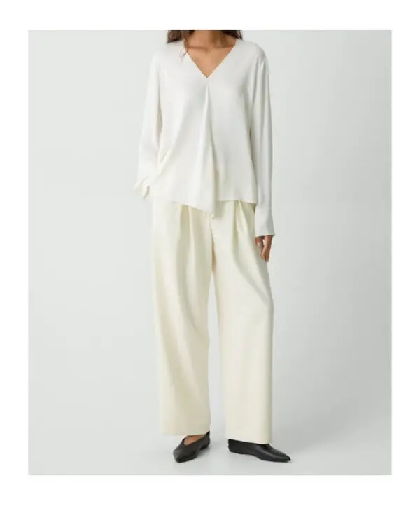 Theory Relaxed V-neck Blouse With Asymmetrical Front Slit