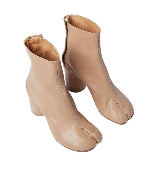 MAISON MARGIELA Tabi Ankle Boots - Nude