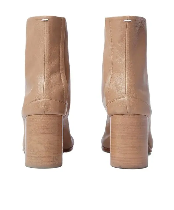 MAISON MARGIELA Tabi Ankle Boots - Nude