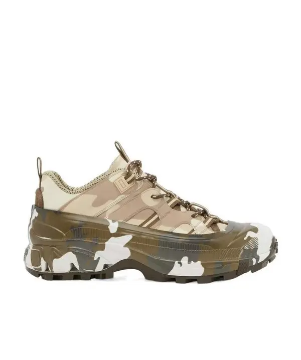 Burberry Arthur Low-top Sneakers - Multicolor